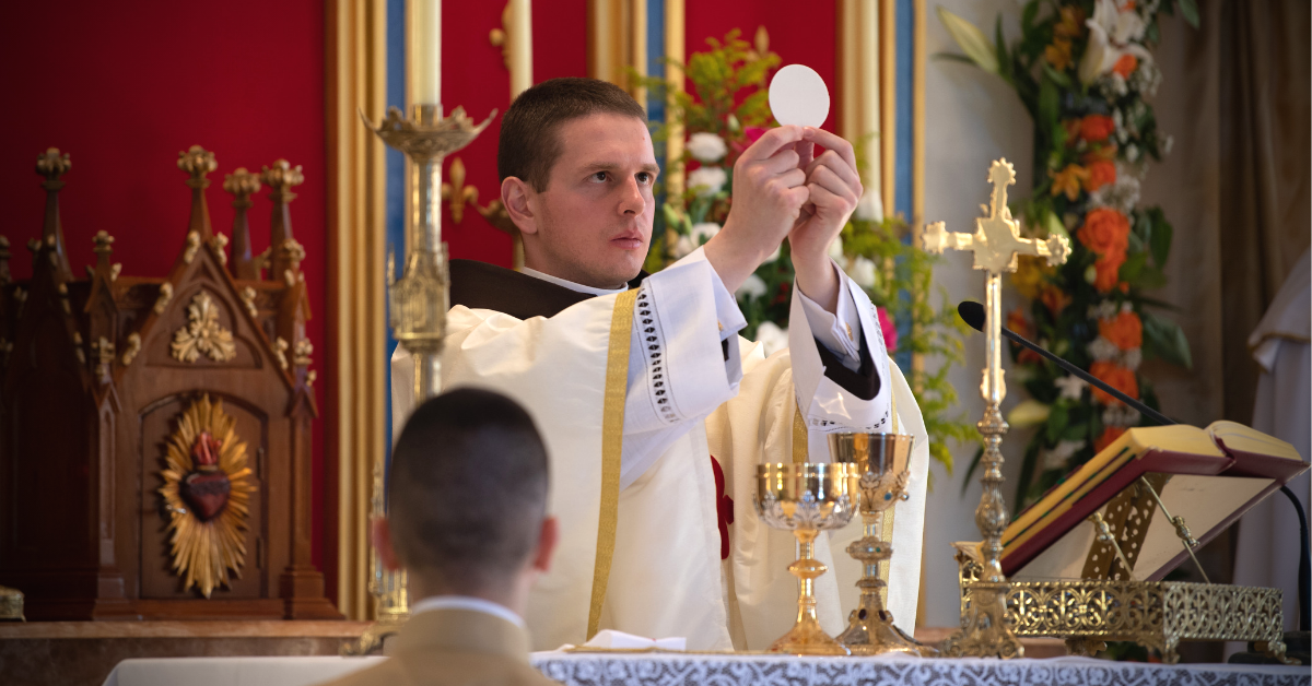 Tomad y comed todos de él: la comunión - CABALLEROS DE LA VIRGEN