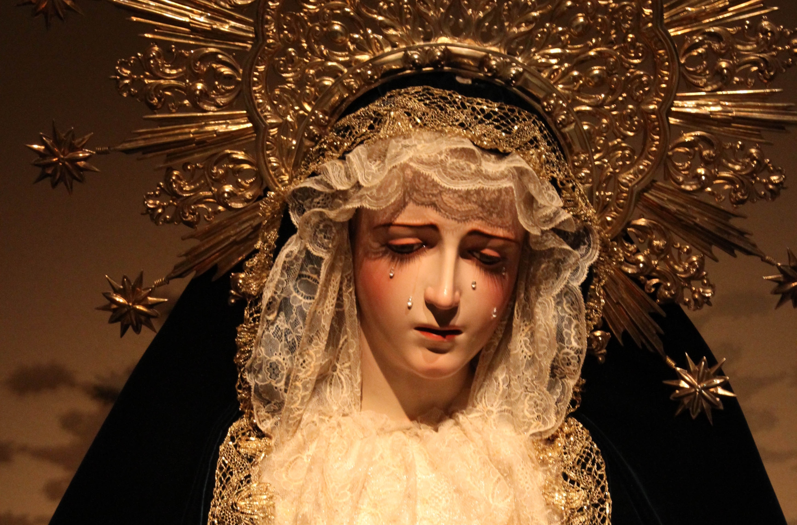 María Santísima: la primera estigmatizada - CABALLEROS DE LA VIRGEN